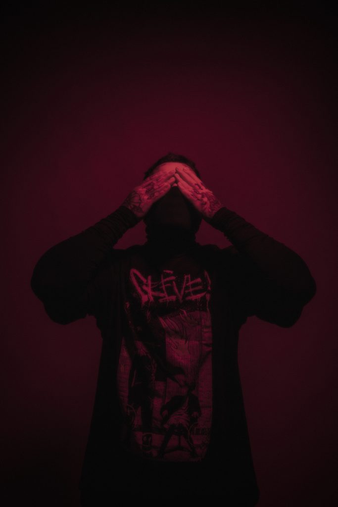 Schlass : Zoom sur le DJ Producteur Techno Schizophrénique | Techno Mag